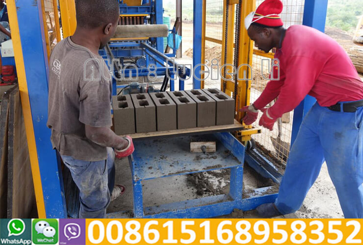 QT4 15 hydraulic paver brick making machine, color pavement block ... QT4 15 hydraulic paver brick making machine, color pavement block ...